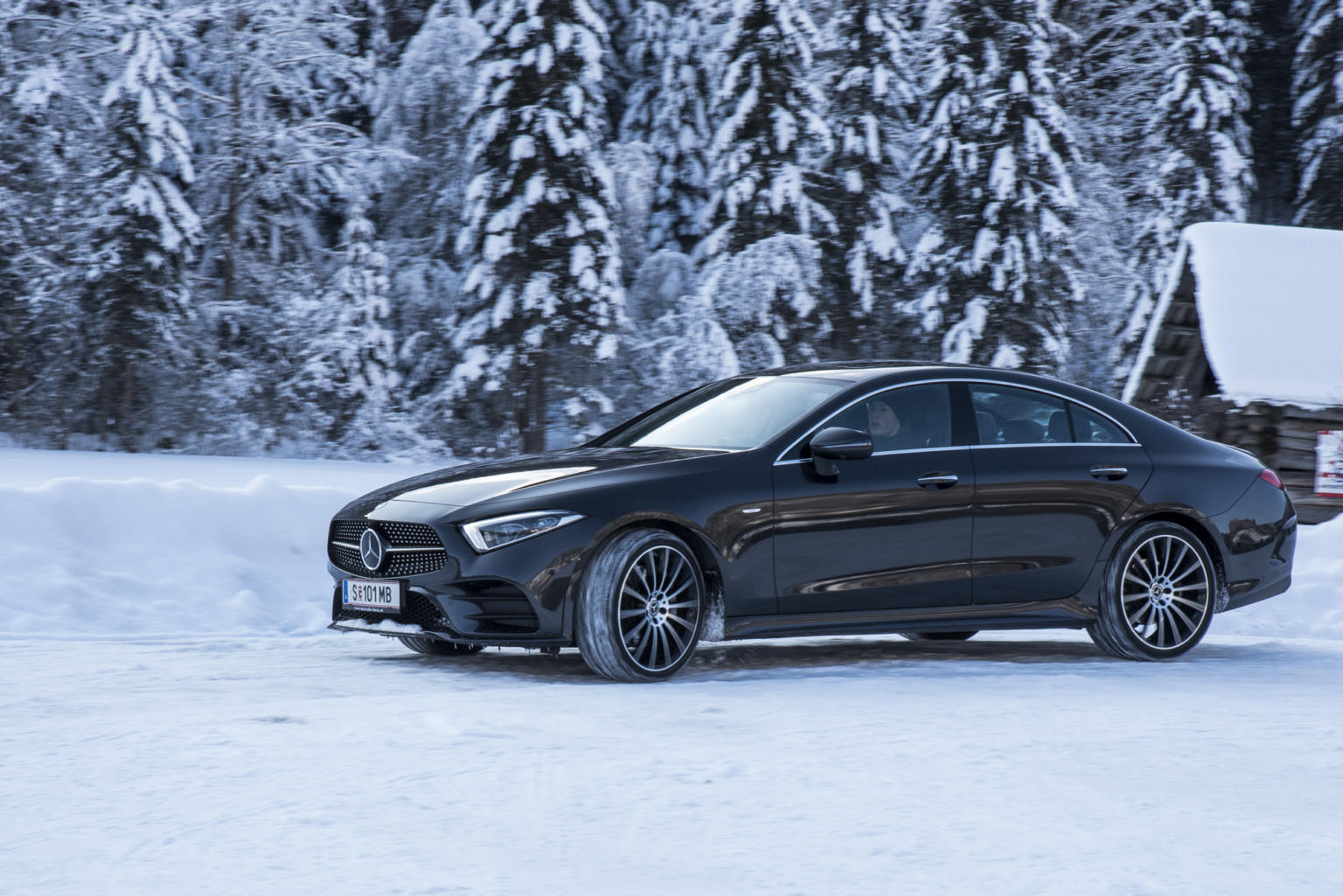 Mercedes-Benz CLS 400 d 4MATIC im Test! – autofilou