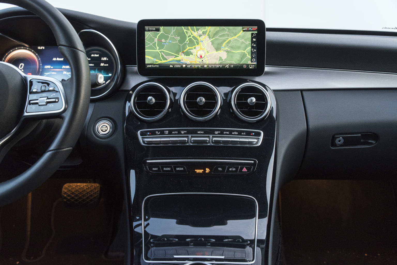 Mercedes-Benz C 180 d T-Modell im Test! – autofilou