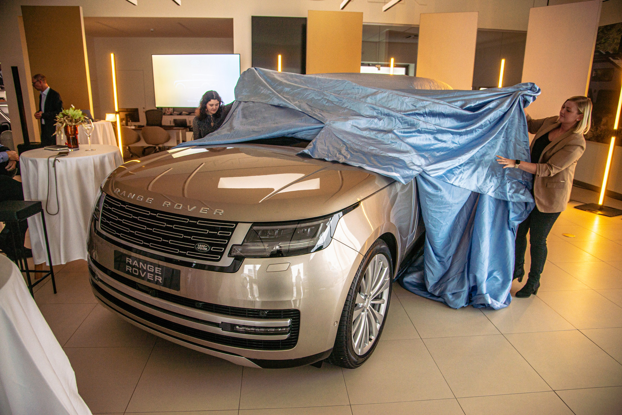 Österreich-Premiere des neuen Land Rover Range Rover! – autofilou