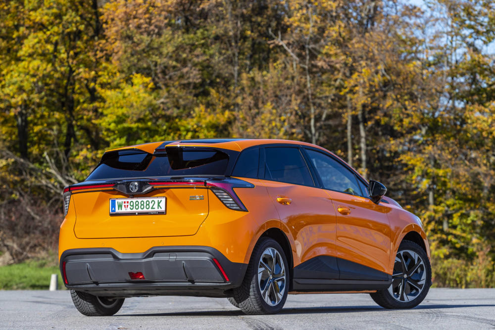 Der MG MG4 Electric Luxury im Test! – autofilou