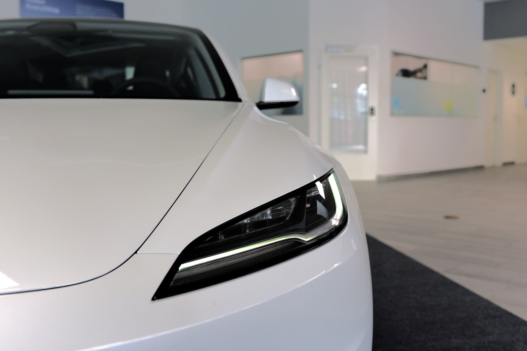 Erstkontakt mit dem 2024 Tesla Model 3! – autofilou