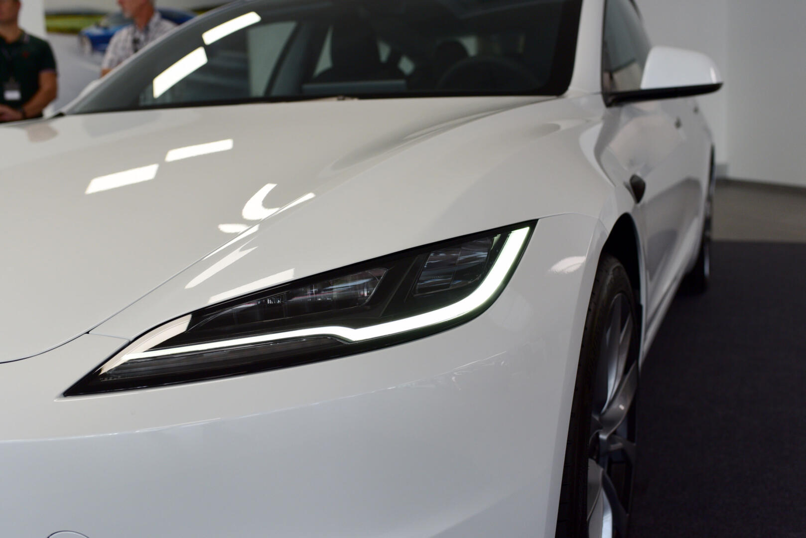 Erstkontakt mit dem 2024 Tesla Model 3! – autofilou