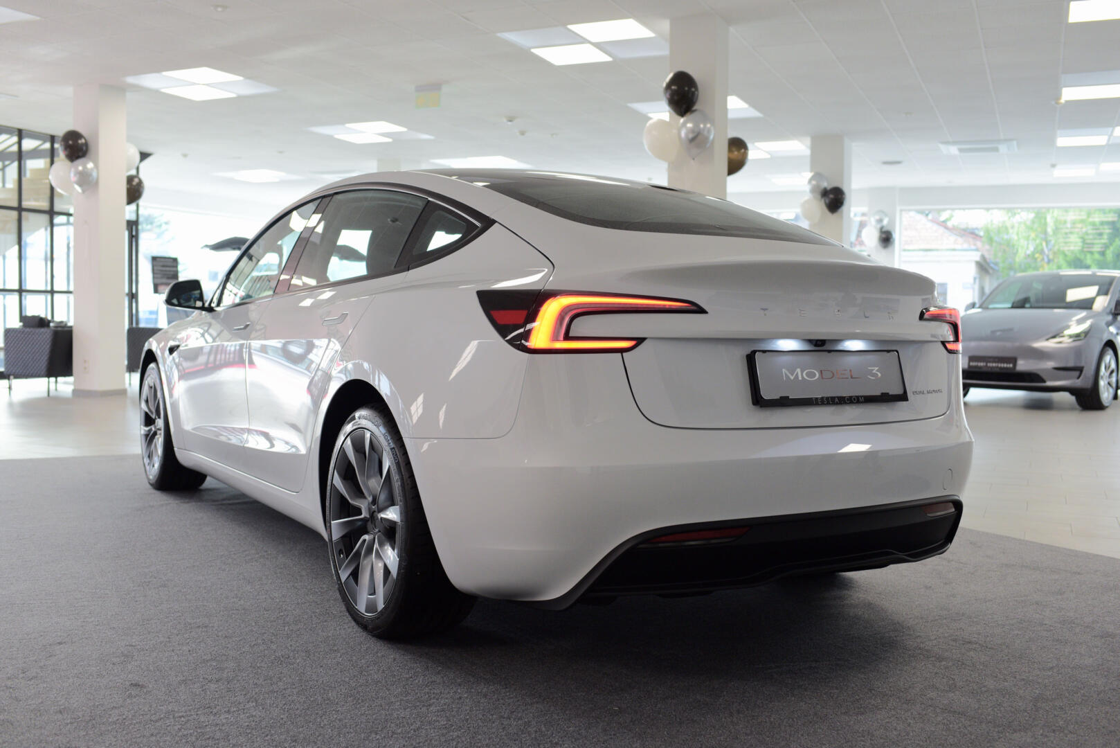 Erstkontakt mit dem 2024 Tesla Model 3! – autofilou