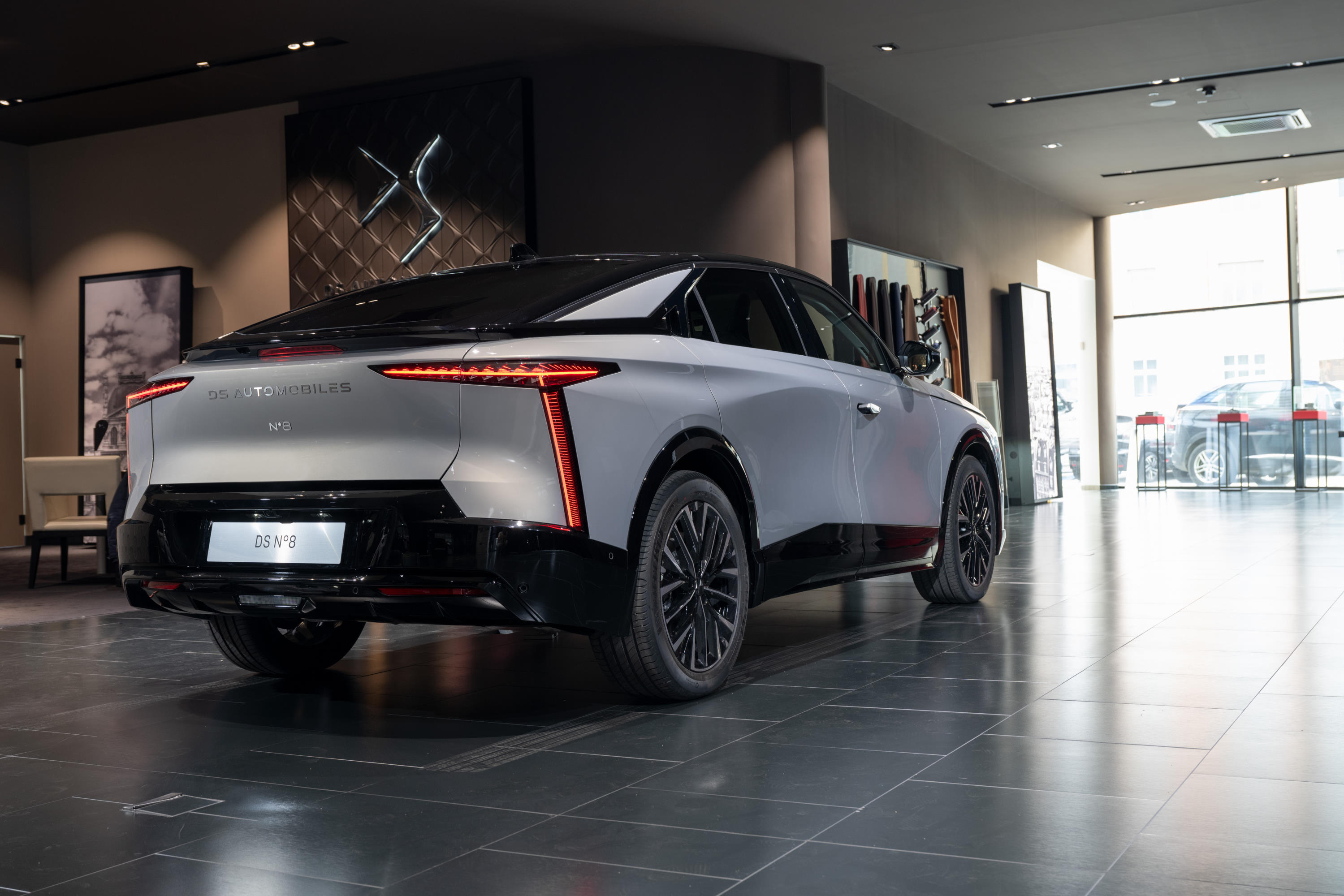 DS N°8: Stromer mit 750 km Reichweite! – autofilou