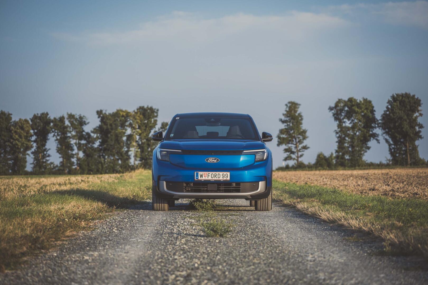 Der 2025 Ford Explorer Premium Extended Range AWD im Test! – autofilou