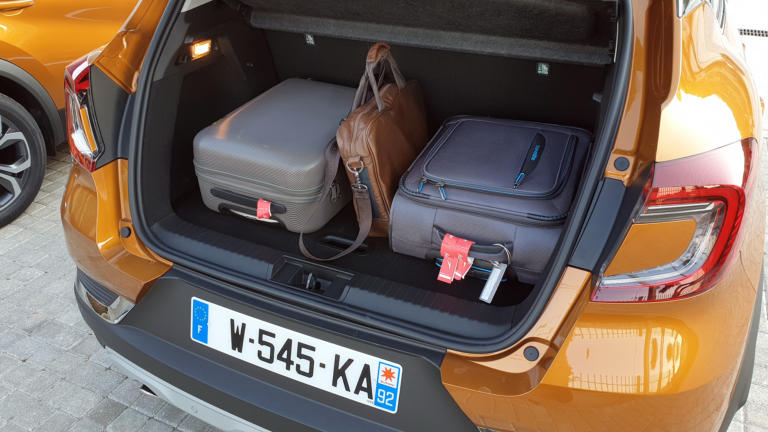 2020 Renault Captur Test Review Kofferraum Luggage Trunk Space Boot ...